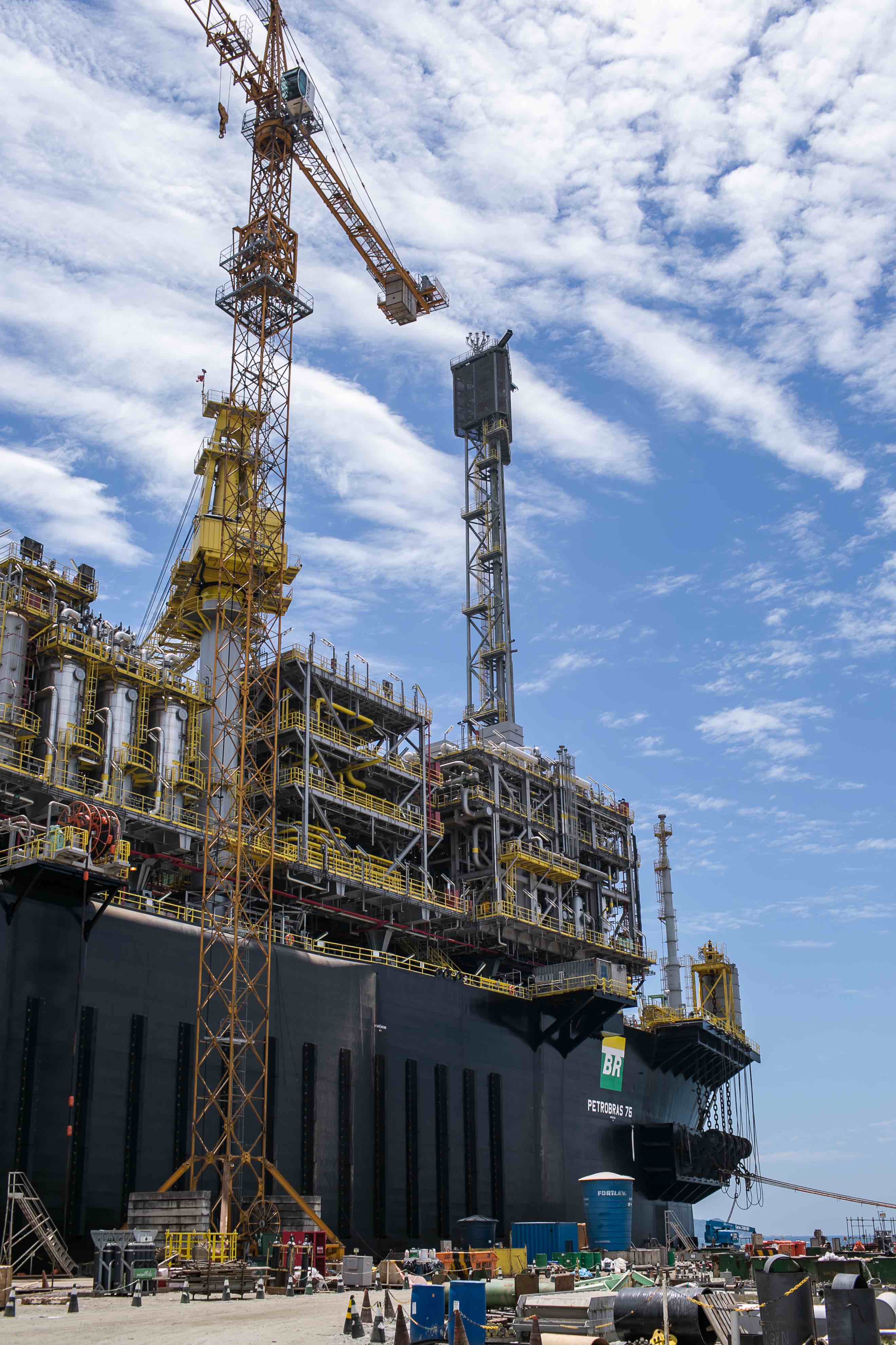 FPSO P-76